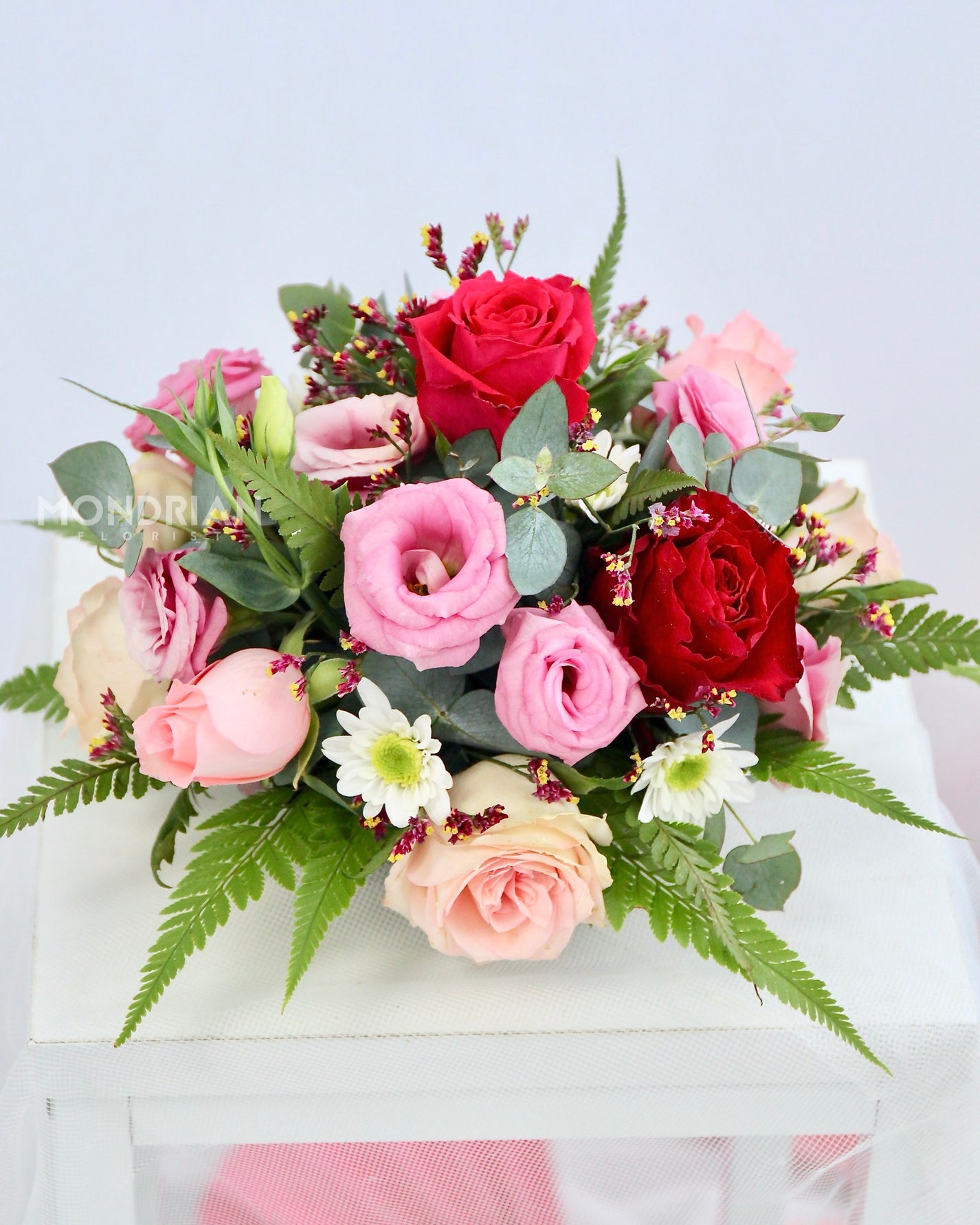 ROM Table Centrepiece | fresh flower table arrangement | ROM flower ...